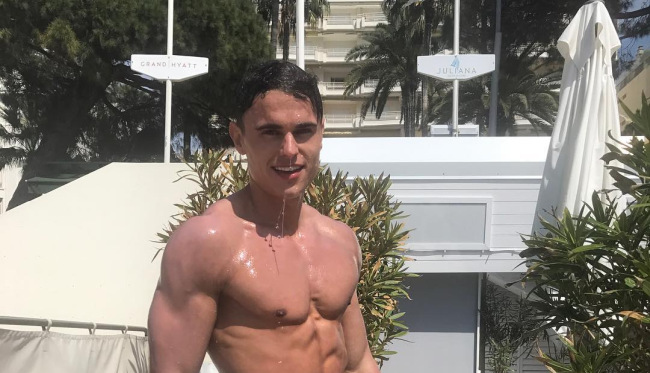 13 Super-Hot Photos Of Oleksandr Kalinovskyi That Will Make You All Wet ...