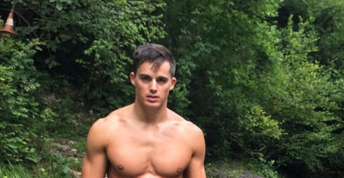 Pietro Boselli’s Hot Dentist Friend Federico Gets On Top Of Him | GayBuzzer